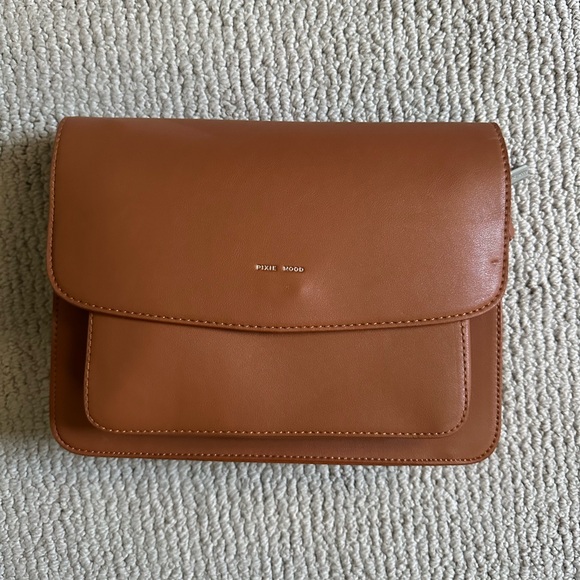 Pixie Mood | Bags | Pixie Mood Zoe Crossbody Bag | Poshmark